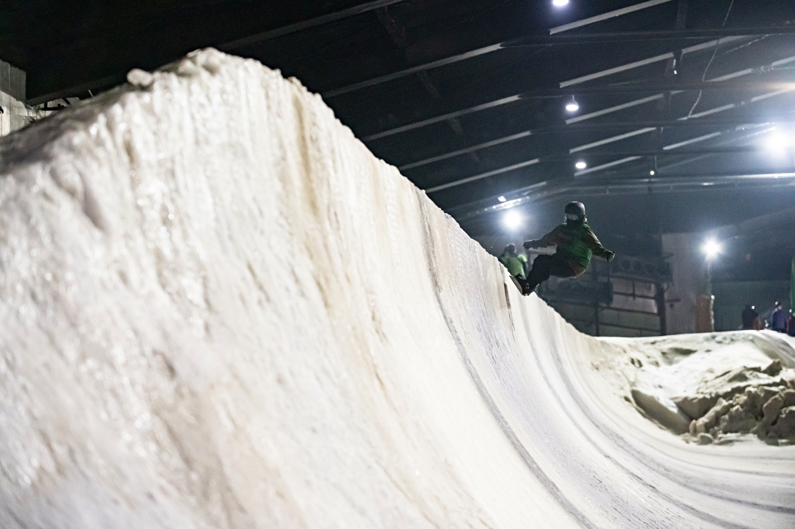 オッサン＆オリンピアンがパイプで飛びまくった「BACKSIDE SESSION ＃7」＠カムイみさかルポ | BACKSIDE (バックサイド) | スノーボード・ウェブマガジン「BACKSIDE」