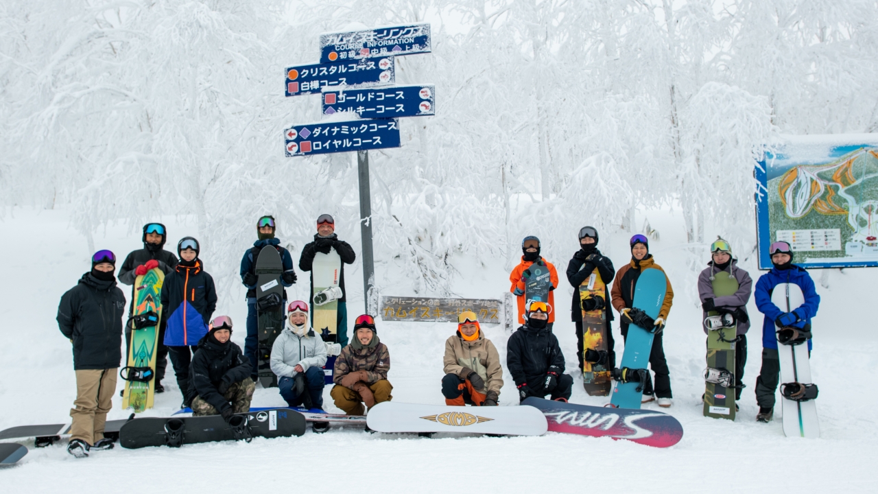 佐藤秀平とパウダーハントの大冒険「BACKSIDE SESSION #8 with SIMS」＠カムイスキーリンクス | BACKSIDE (バックサイド) | スノーボード・ウェブマガジン