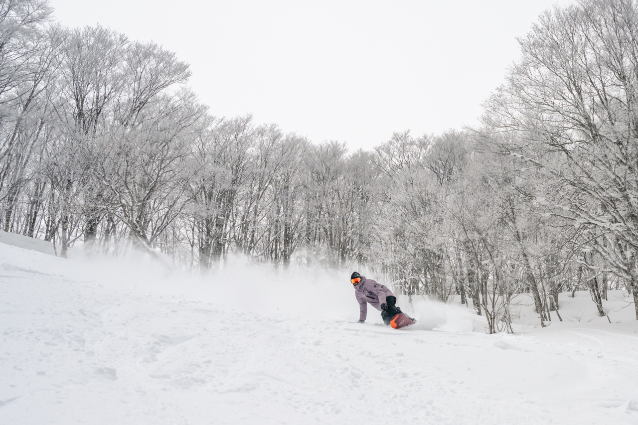 表と裏で異なる表情を見せる磐梯山の奥深さを知った「BACKSIDE SESSION #10 with RIDE」 | スノーボード専門ウェブメディア｜BACKSIDE（バックサイド）公式