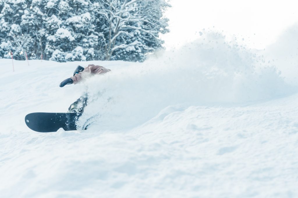 白馬ローカルの山崎恵太と野沢温泉を遊び尽くした「BACKSIDE SESSION #9 with K2」 | スノーボード専門ウェブメディア｜BACKSIDE（バックサイド）公式