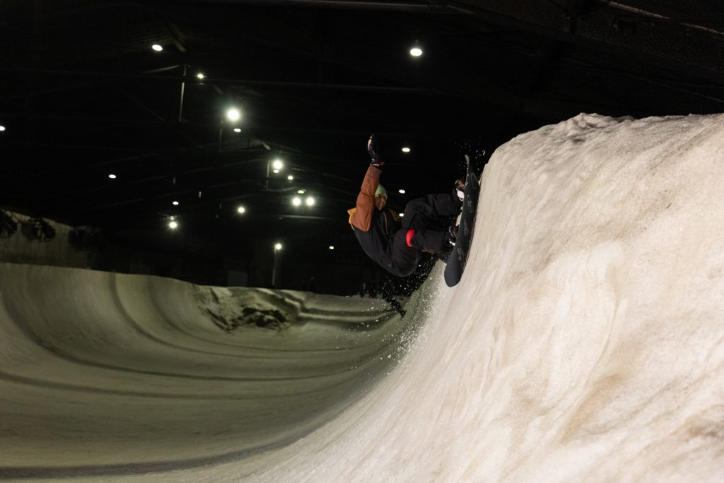 骨折するほど楽しかった大人の遠足「BACKSIDE SESSION #12」＠カムイみさか | BACKSIDE (バックサイド) | スノーボード・ウェブマガジン「BACKSIDE」