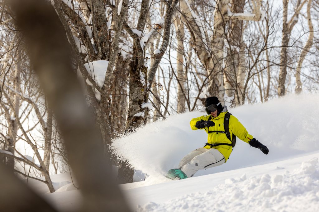 トップライダーたちの激しい滑りにも応えるサステナブルなK2の次世代バインディングたち