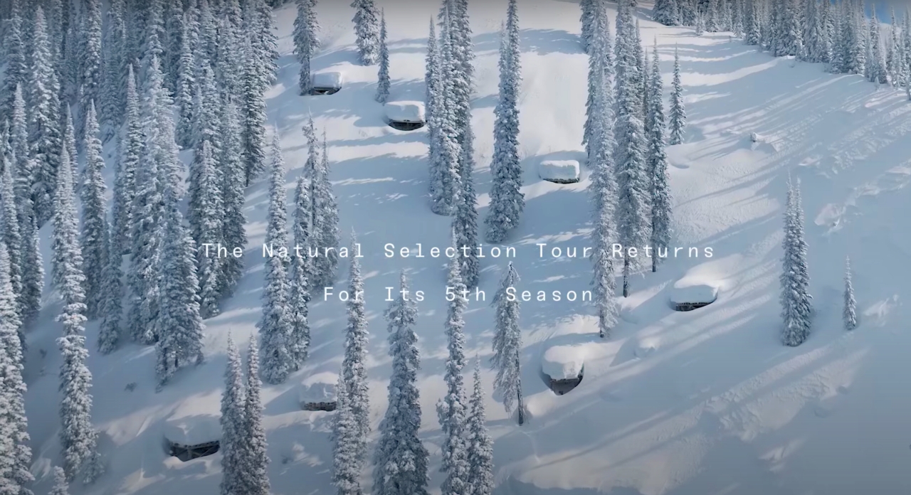 地球最強ライダー決定戦が2025年も開催。バックカントリーフリースタイル大会「NATURAL SELECTION TOUR」が面白い